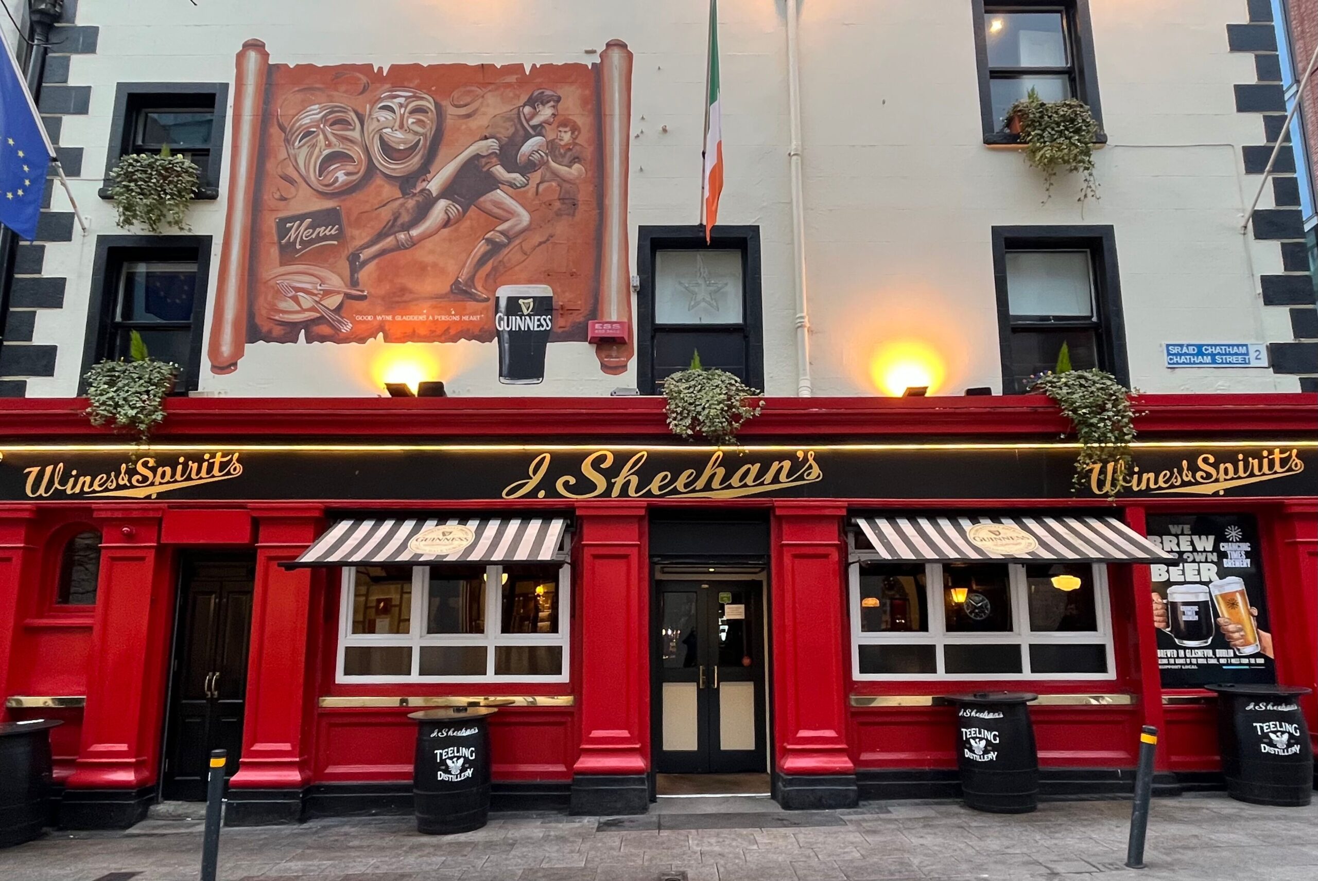 Weirdo Guide to Dublin Pubs: Sheehan's - Weirdo Guide to Dublin Pubs