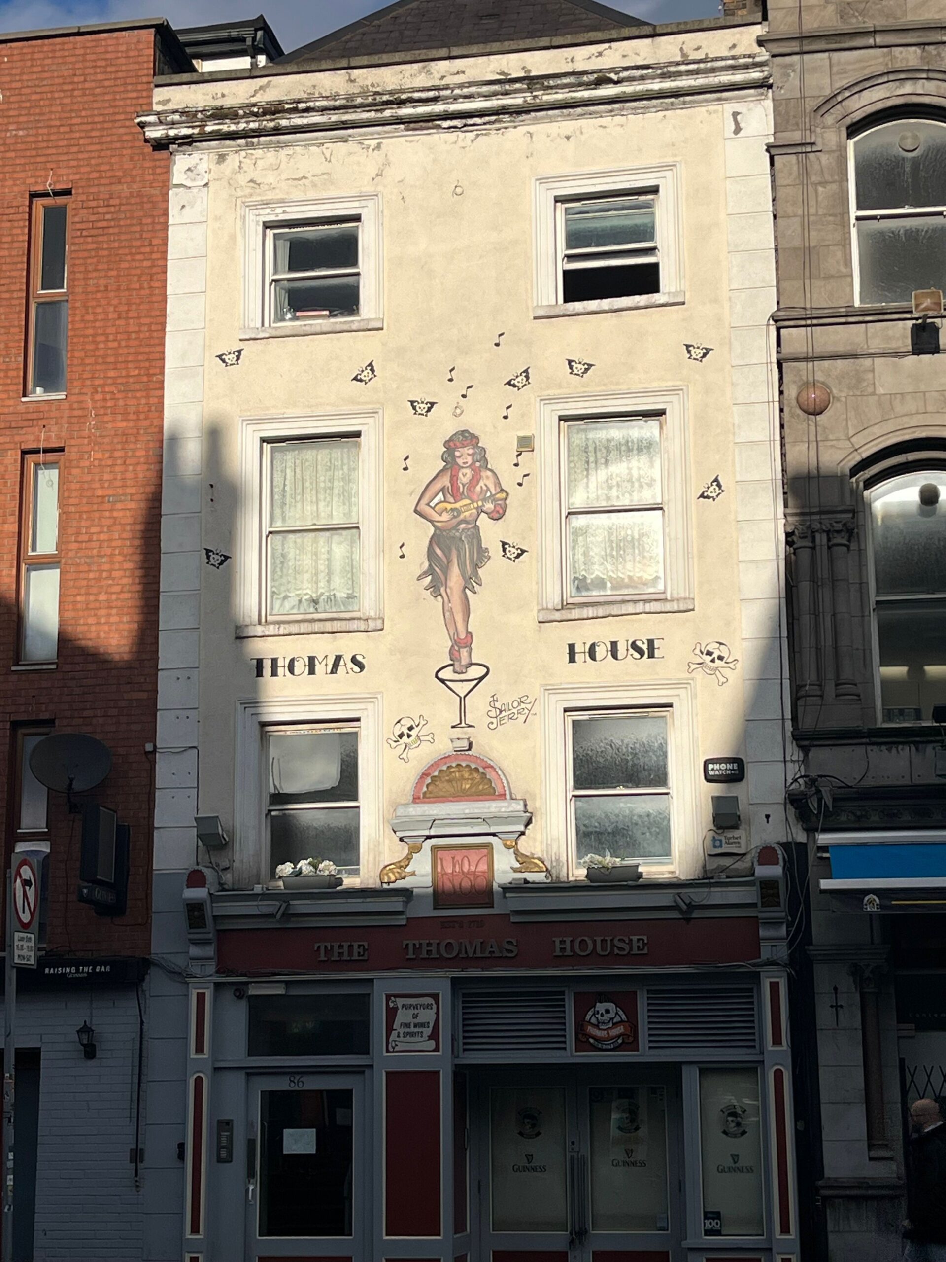 Weirdo Guide to Dublin Pubs: The Thomas House - Weirdo Guide to Dublin Pubs